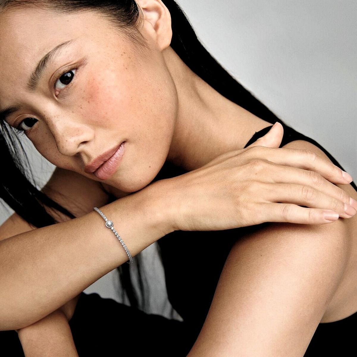 Pandora Sparkling Halo Tennis Bracelet 599416C01 | Armband | Pandora ...